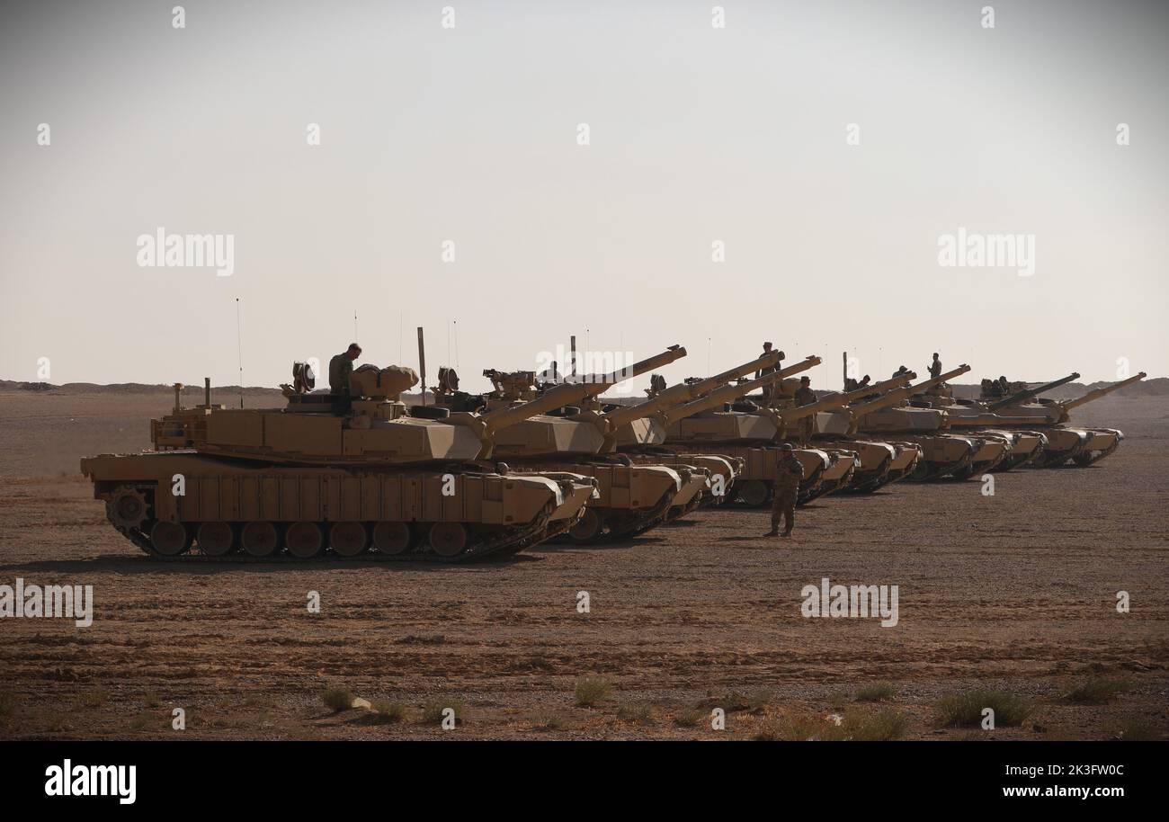 M1 abrams tanks from hi-res stock photography and images - Alamy