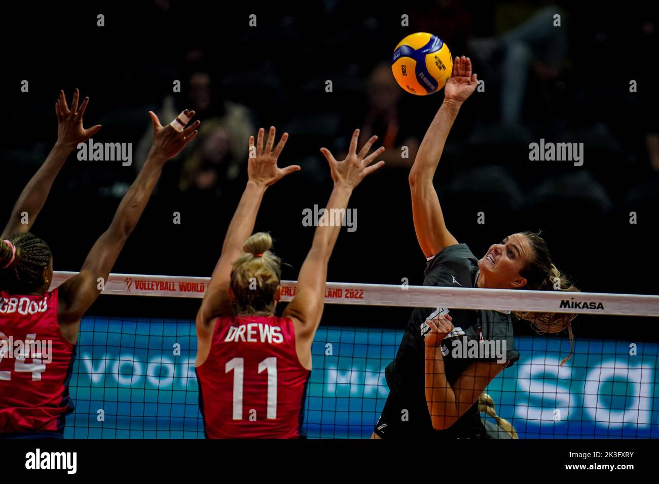 Hilary howe hi-res stock photography and images - Alamy