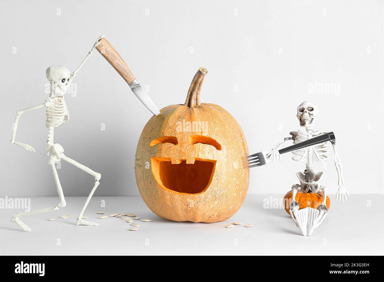 Fear knife fork hi-res stock photography and images - Alamy