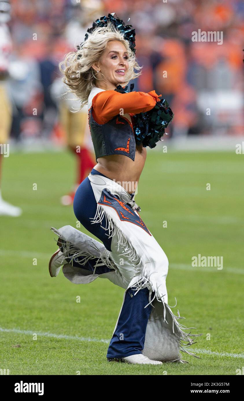 Denver, Colorado, USA. 25th Sep, 2022. A Denver Broncos Cheerleader ...