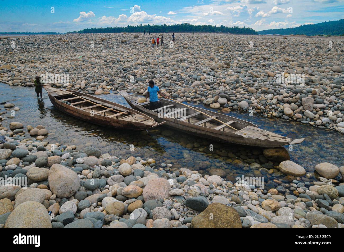 Sylhet, Bangladesh. 26th Sep, 2022. The sailor's boat is stuck in the ...