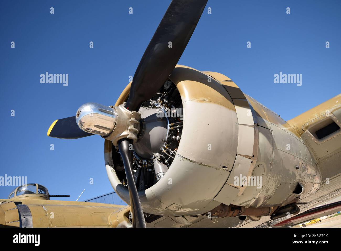 World War II era heavy bomber engine and propeller closeup Stock Photo ...
