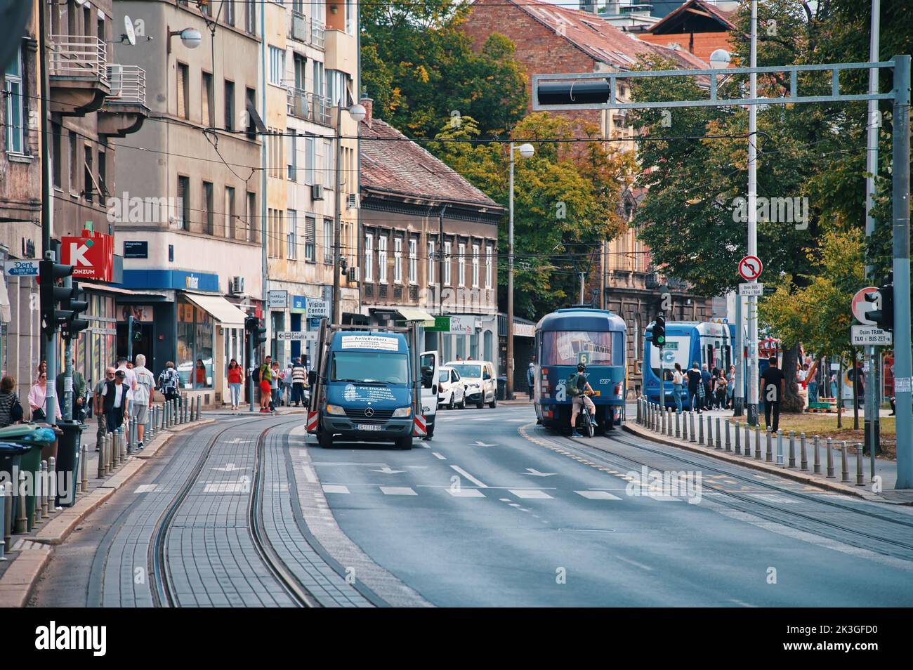 Center of Zagreb with historic architecture and traffic Stock Photo - Alamy