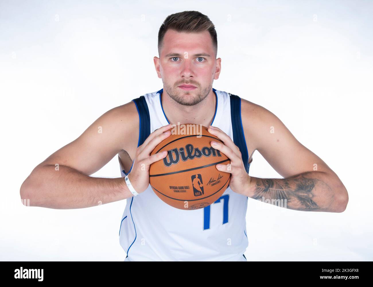 Luka doncic media day 2022 hi-res stock photography and images - Alamy