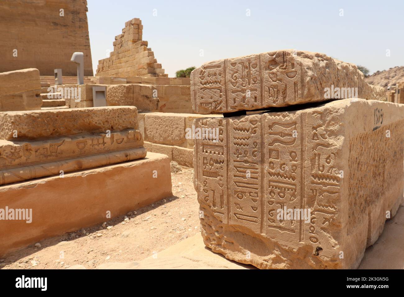 beautiful pharaonic reliefs and hieroglyphics carved on the walls of ...