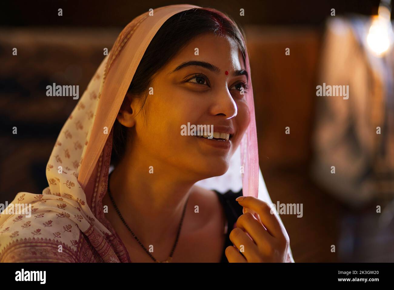 Close-up portrait of Bihar woman with headscarf Stock Photo - Alamy