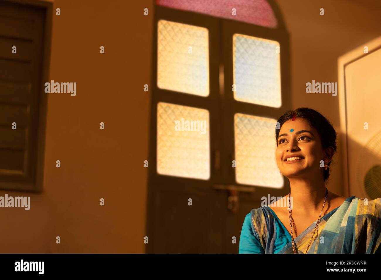 Portrait of Bengali woman at home Stock Photo - Alamy