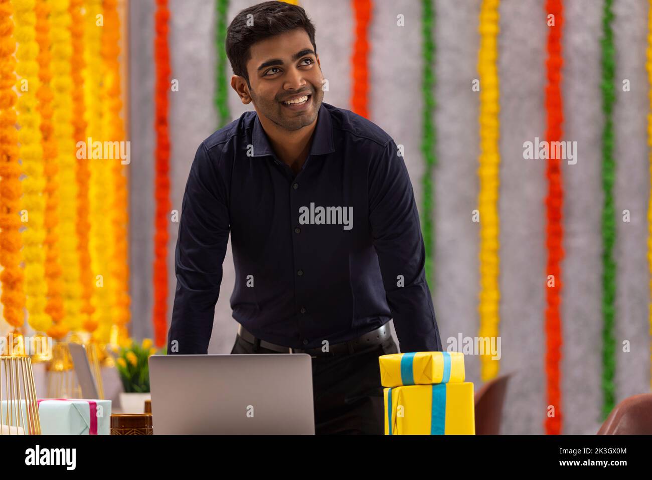 Diwali celebration in office hi-res stock photography and images - Alamy