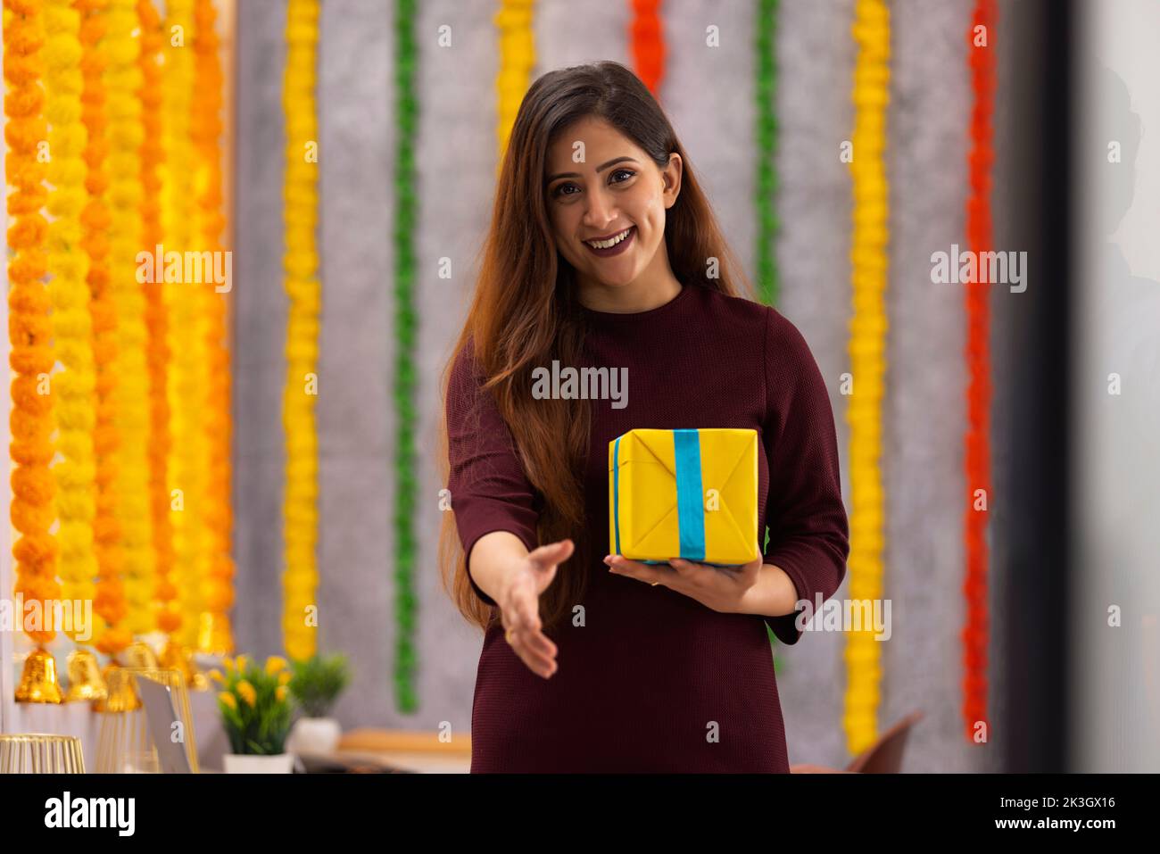 Diwali celebration in office hi-res stock photography and images - Alamy