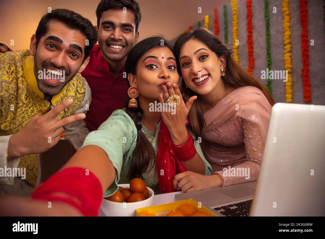 Diwali celebration in office hi-res stock photography and images - Alamy
