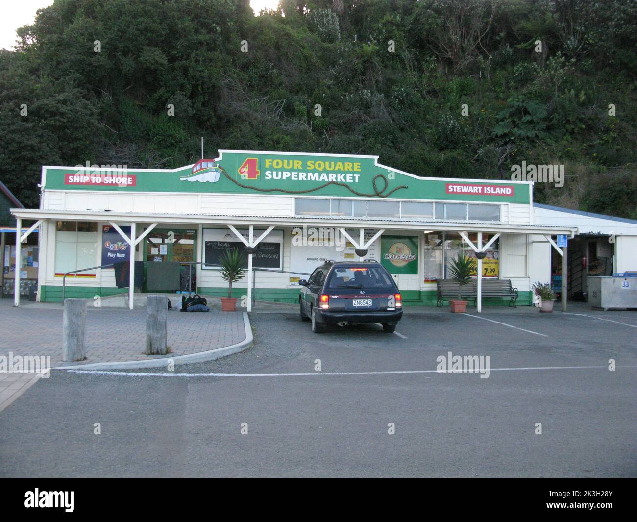 Four square new zealand hi-res stock photography and images - Alamy