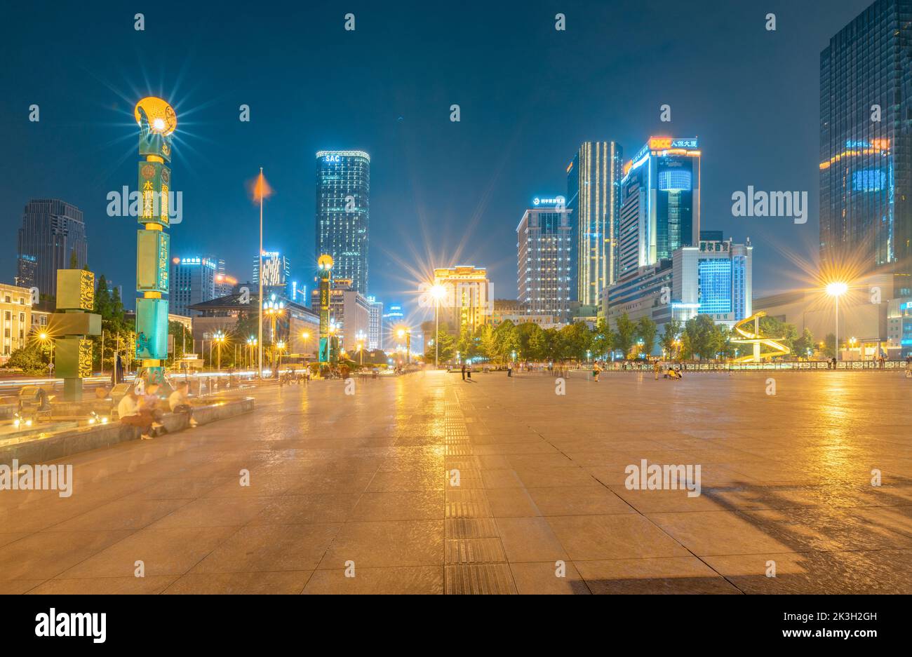 Chengdu china skyline hi-res stock photography and images - Alamy