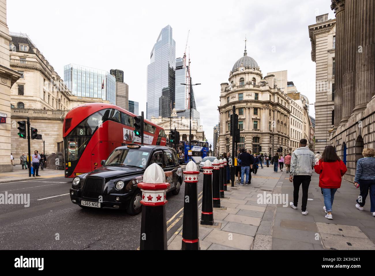 London Bank of England and Royal Exchange Stock Photo - Alamy