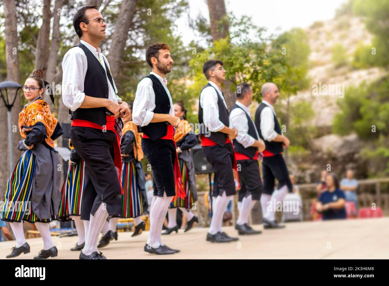 Folkloric clothes hi-res stock photography and images - Alamy
