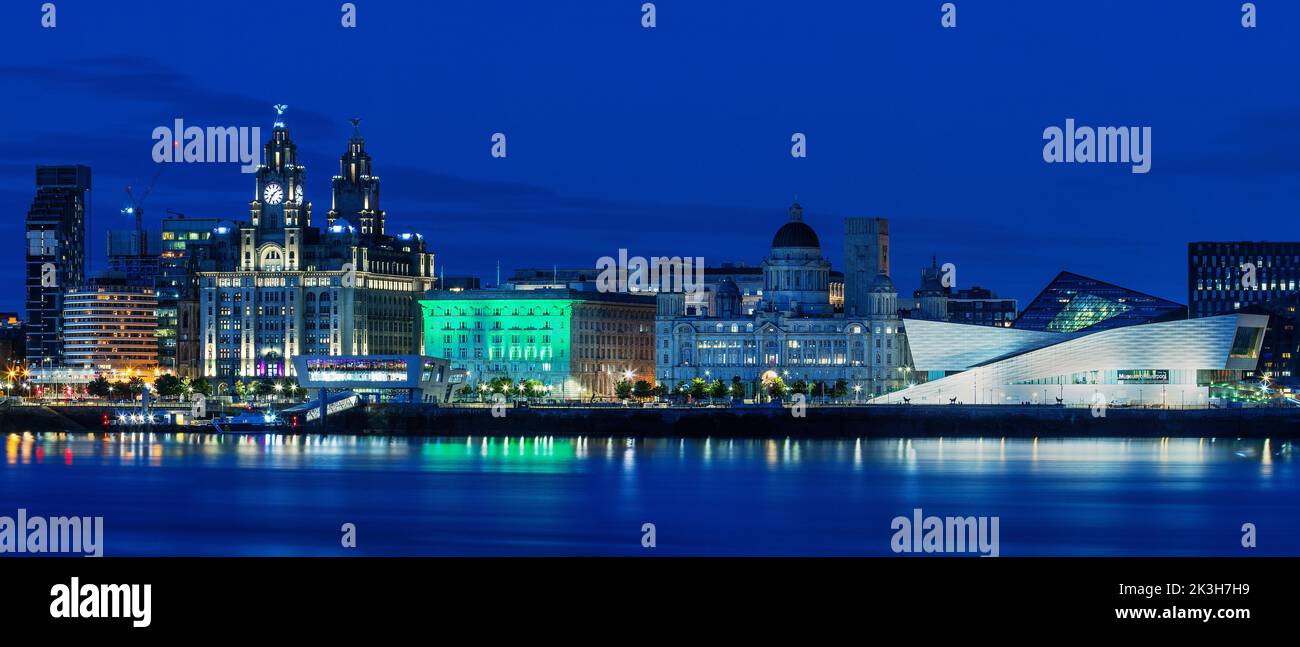 Panorama of the Liverpool and River Mersey Stock Photo - Alamy