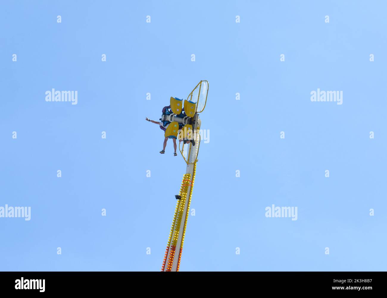 Catapult two hi-res stock photography and images - Alamy