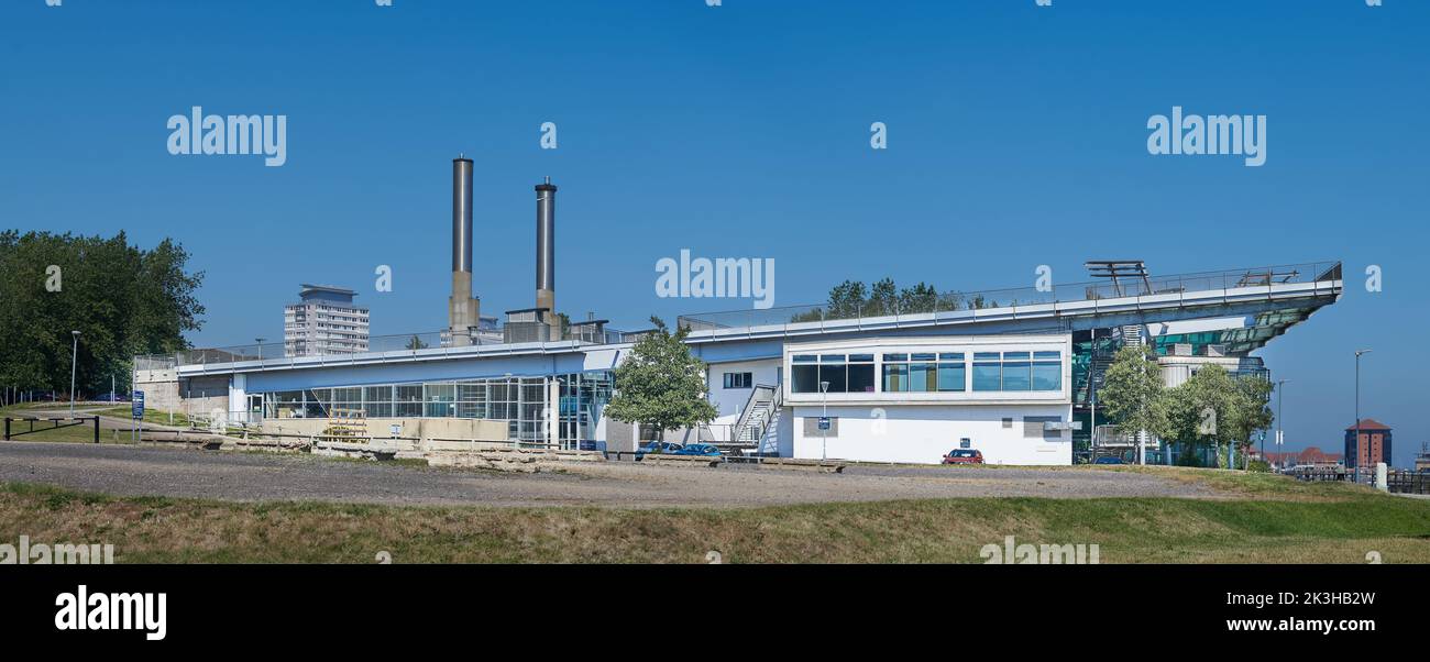 The National Glass Centre at the university on the estuary of the river ...