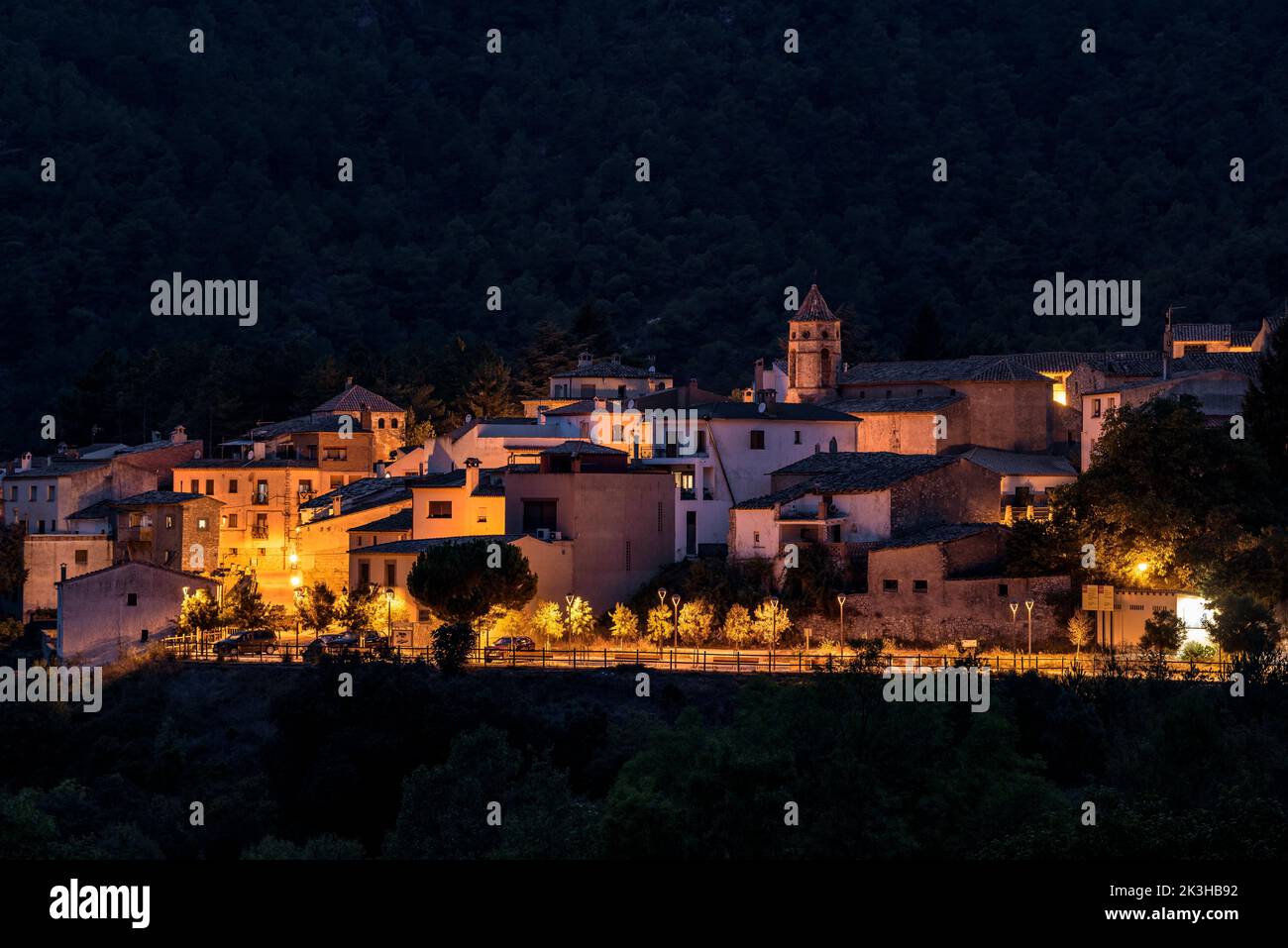 Village de montagne la nuit hi-res stock photography and images - Alamy