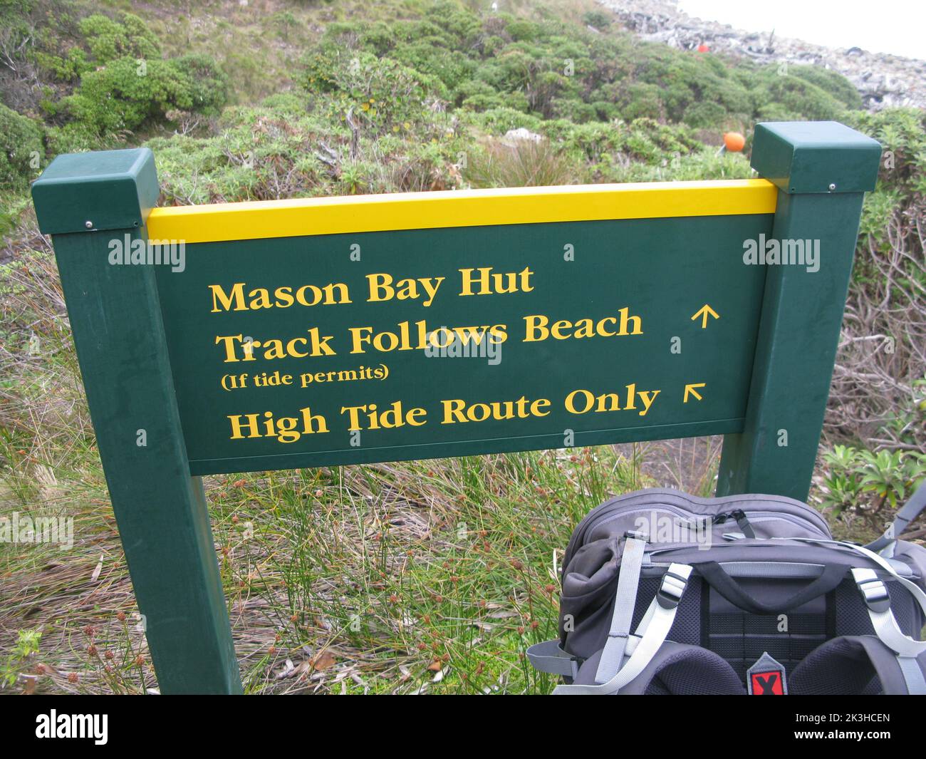 Mason bay hut hi-res stock photography and images - Alamy