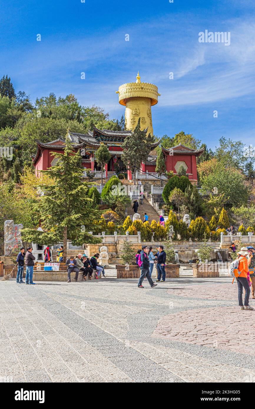 Landscape of Guishan Park in the Old Town Of Shangri-la Yunnan Province ...