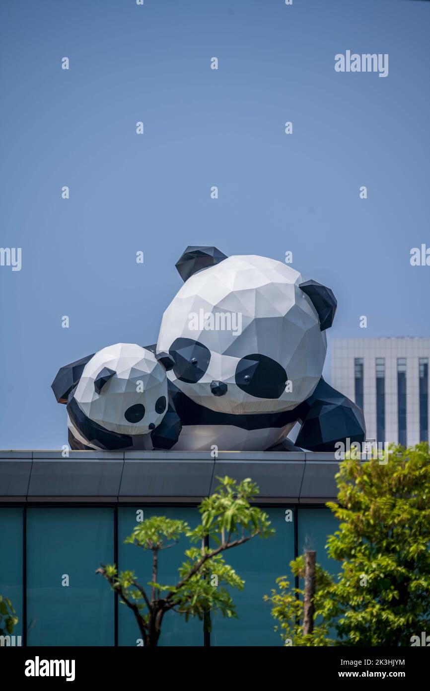 Photo shows the giant panda statue on the top of a building in Nanning ...