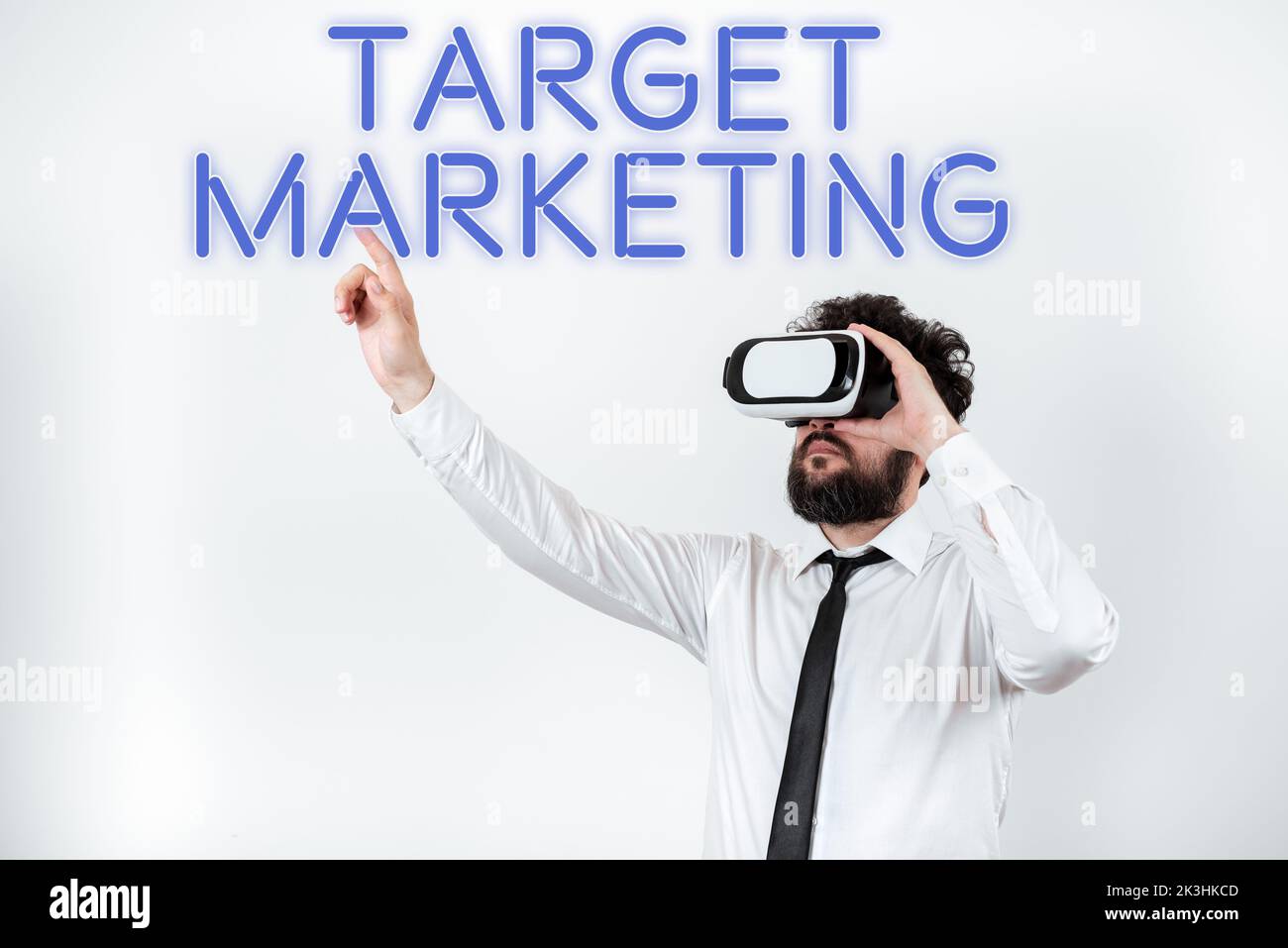 Text showing inspiration Hello I Am... New. Concept meaning Audience ...