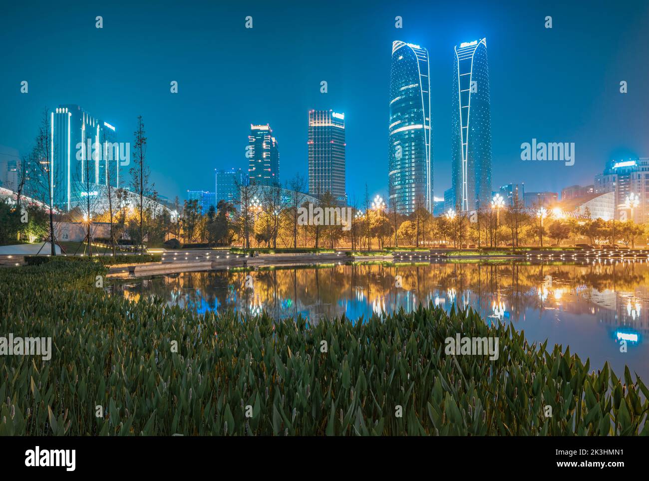 Night View of Jiaozi Park, Chengdu, Sichuan, China Stock Photo - Alamy
