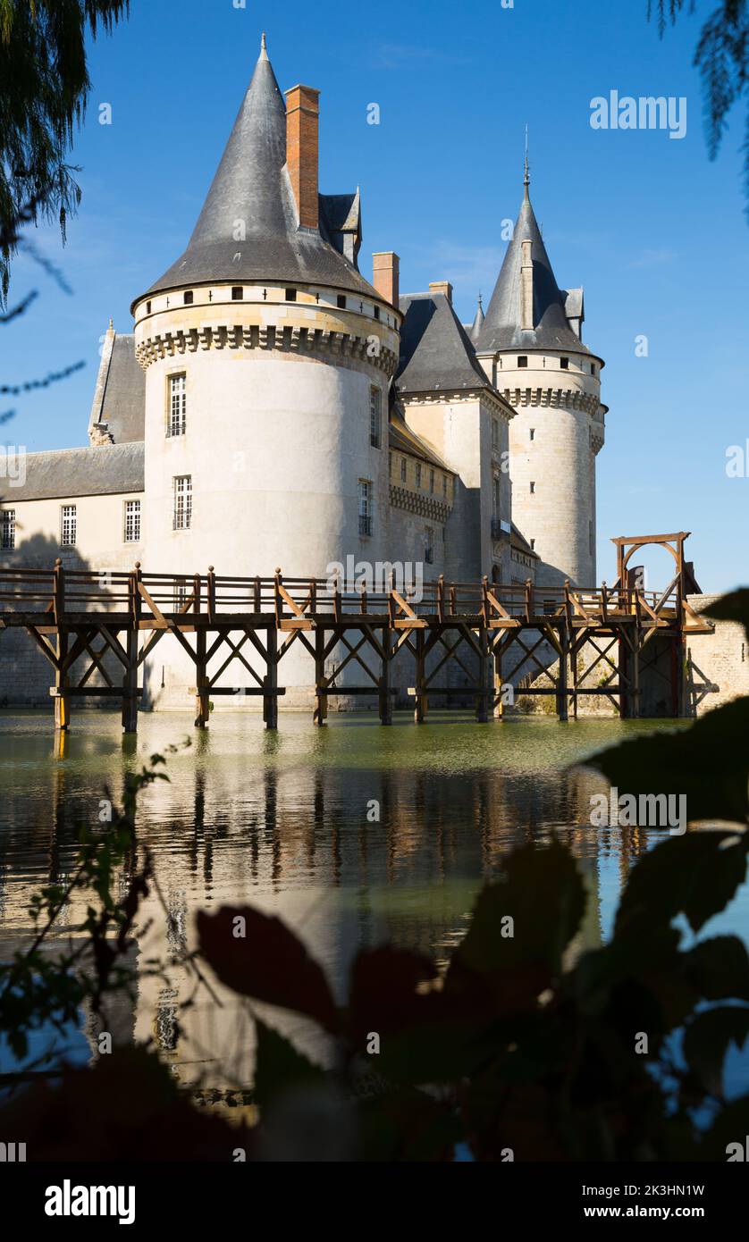 Medieval castle of Sully-sur-Loire, France Stock Photo - Alamy