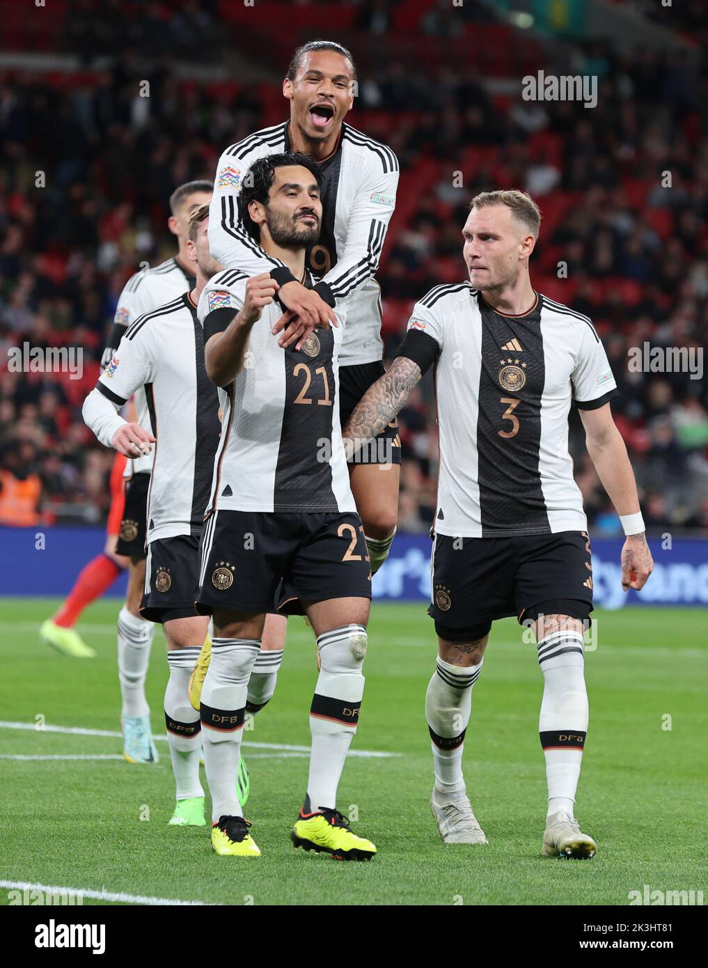 LONDON ENGLAND - SEPTEMBER 26 :Ilkay Gundogan (Manchester City) of ...