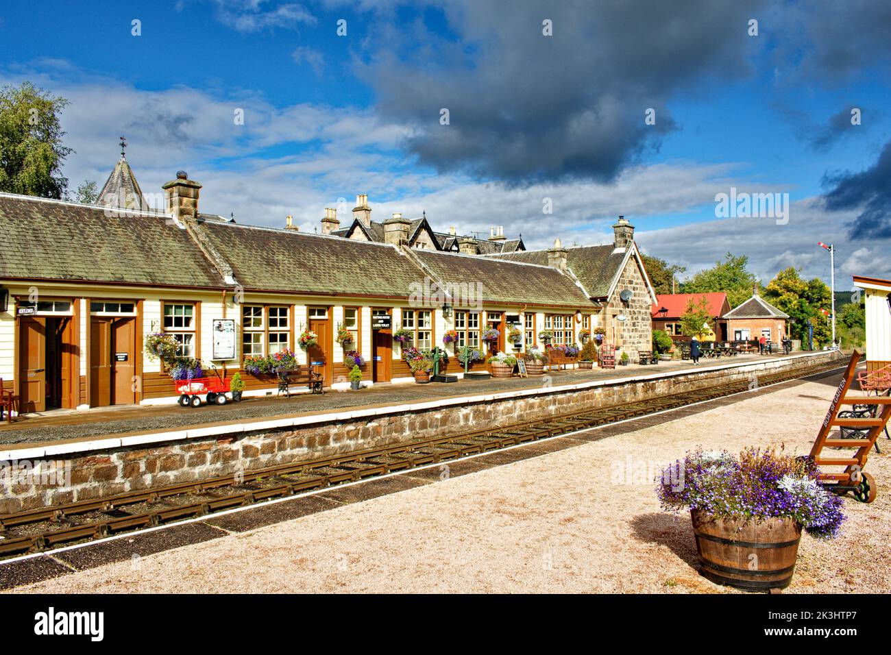 STRATHSPEY STEAM RAILWAY AVIEMORE SCOTLAND BOAT OF GARTEN STATION ...