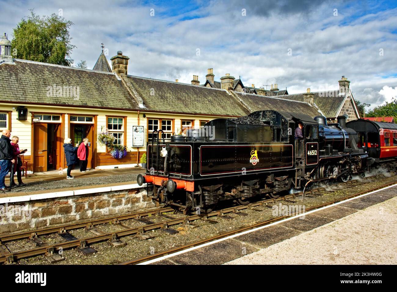 STRATHSPEY STEAM RAILWAY AVIEMORE SCOTLAND TRAIN APPROACHING BOAT OF ...