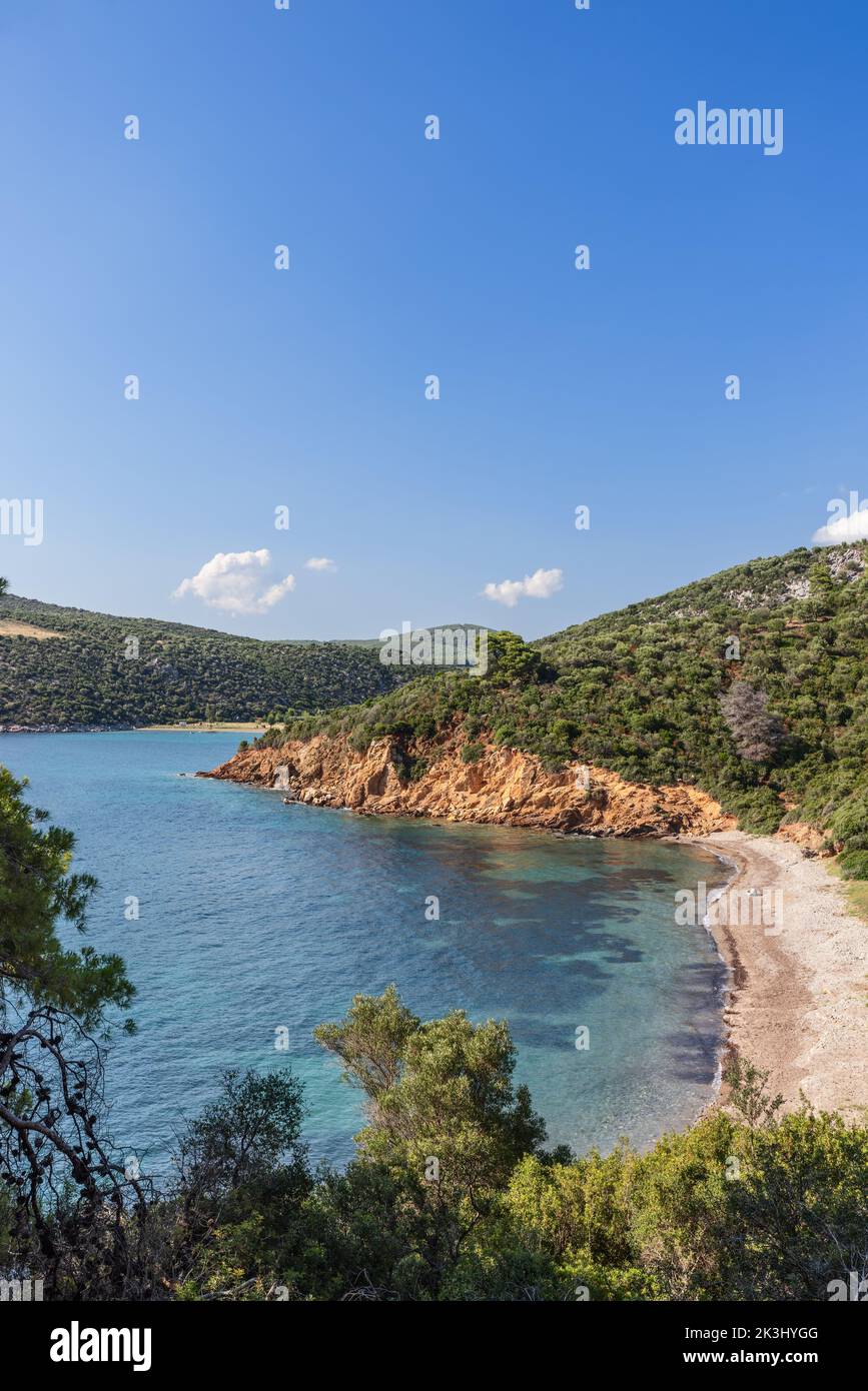 Narrow strip of vegetation hi-res stock photography and images - Alamy