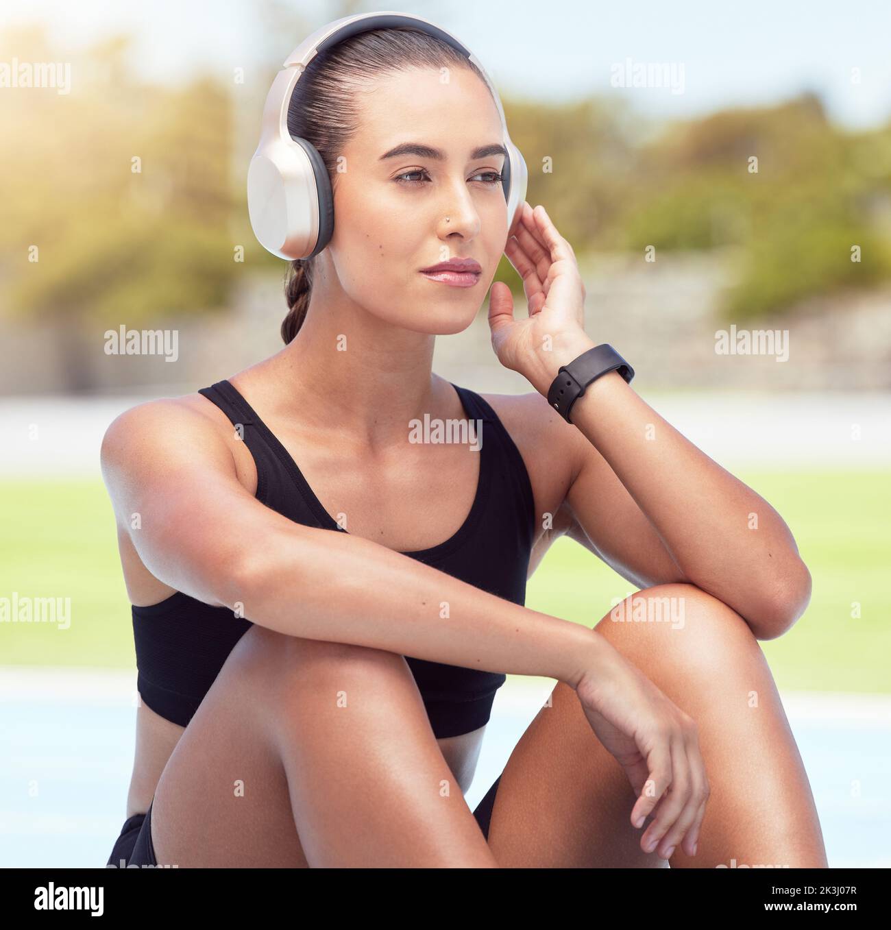 Runner technology hi-res stock photography and images - Alamy