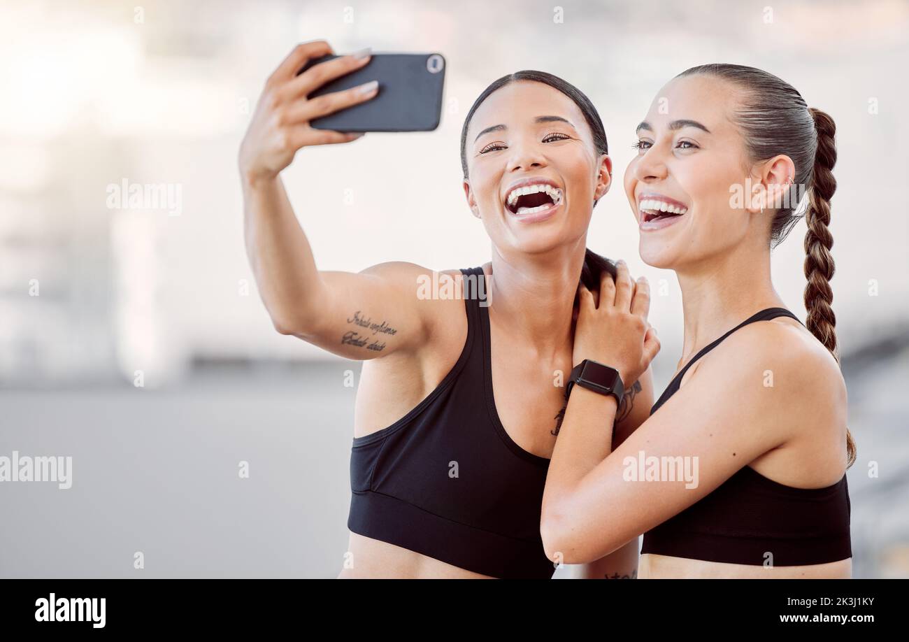 Influencer collaboration hi-res stock photography and images - Alamy