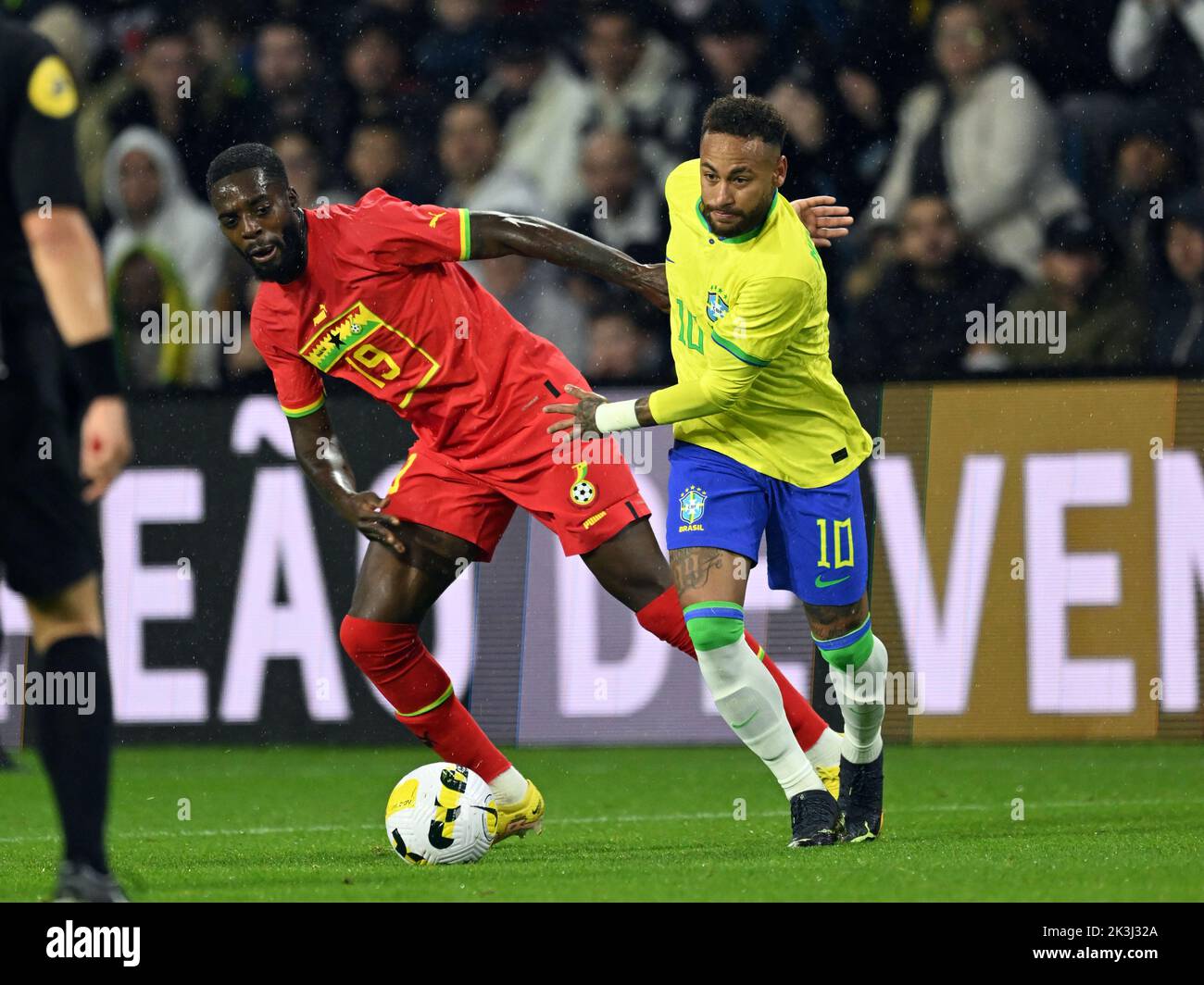 LE HAVRE - (lr) Benjamin Tetteh of Ghana, Neymar Junior of Brasil ...