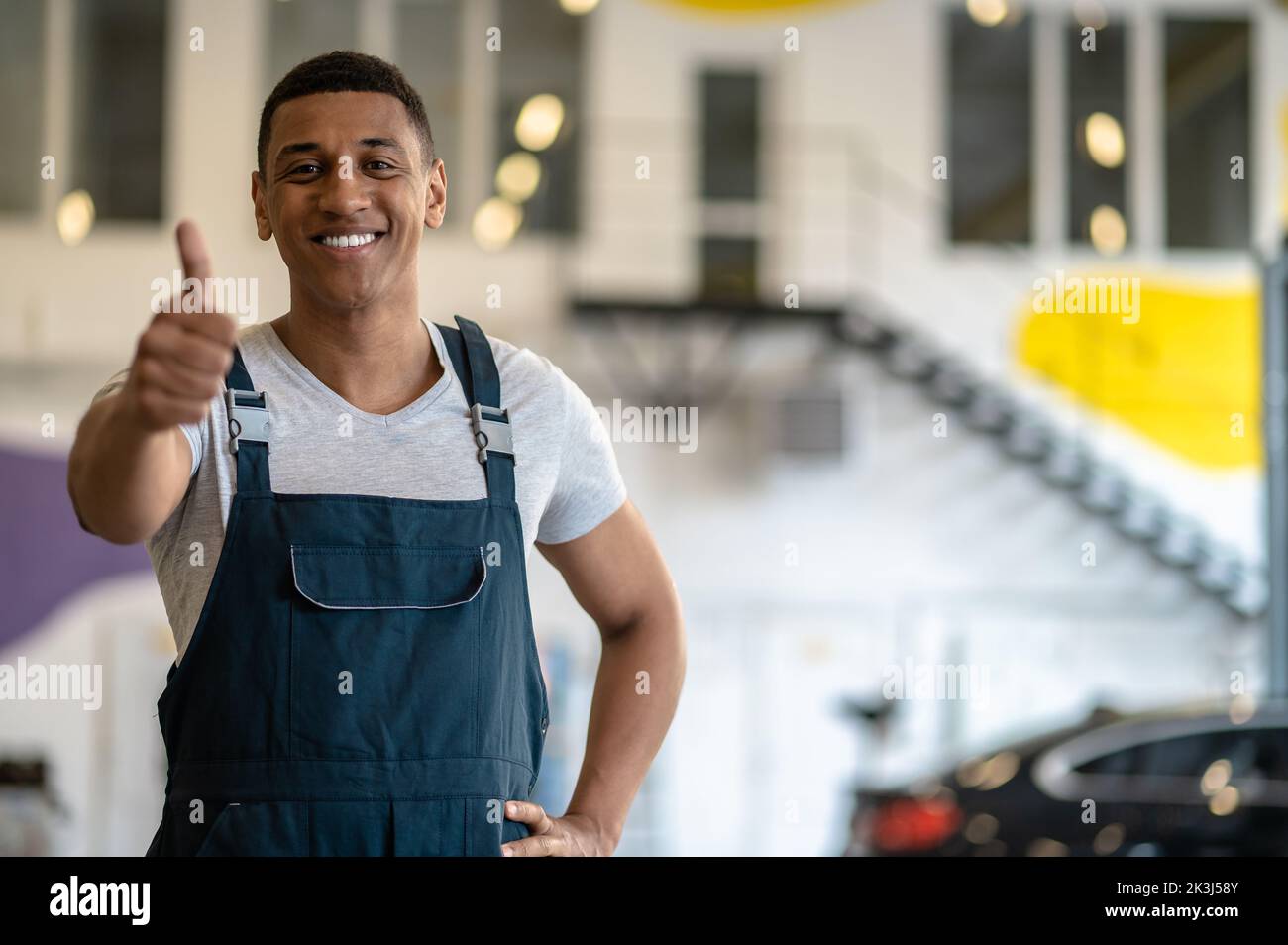 Approving sign hi-res stock photography and images - Alamy