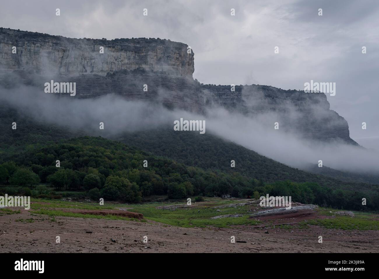 Fog in the Sau reservoir and the cliffs of Tavertet, in the Collsacabra ...