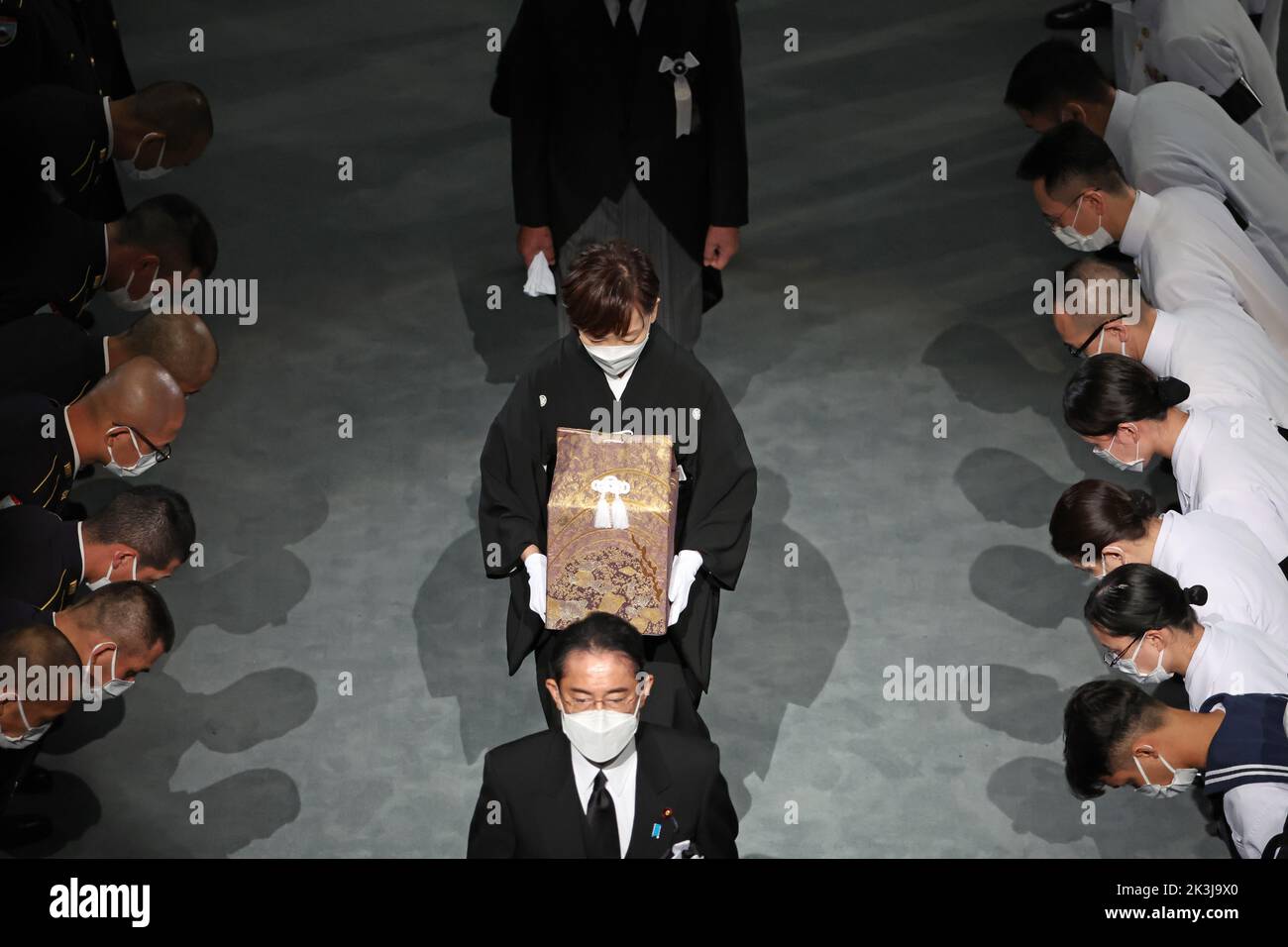 Japan funeral ashes hi-res stock photography and images - Alamy