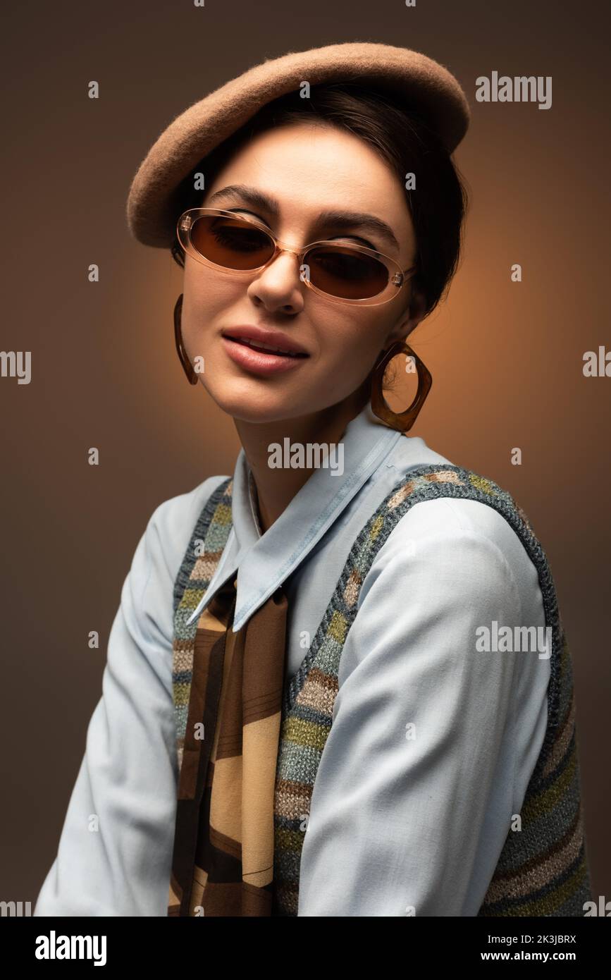 Brown beret hi-res stock photography and images - Alamy