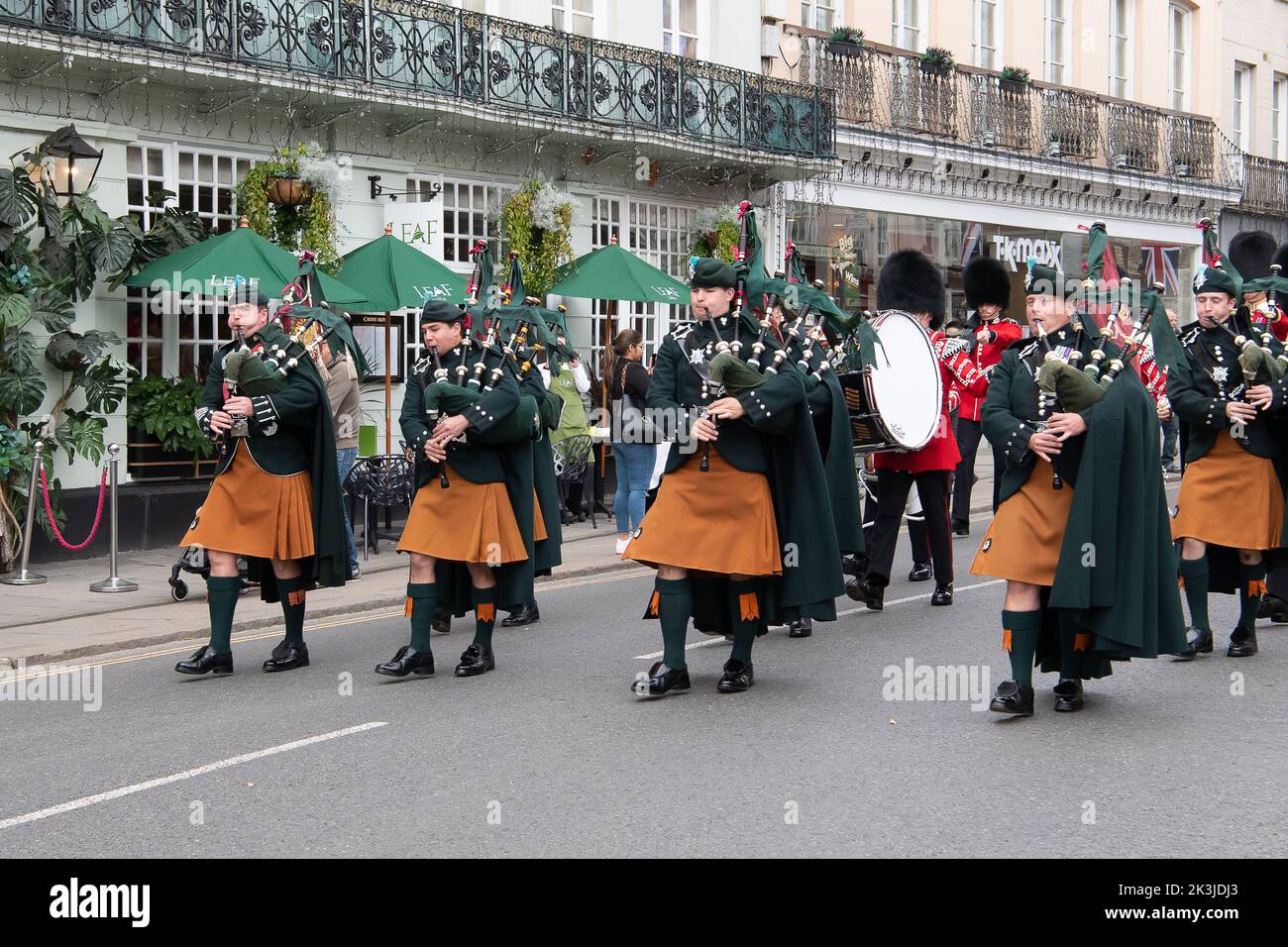 Windsor, Berkshire, UK. 27th September, 2022. The Changing of the Guard is now taking place ...
