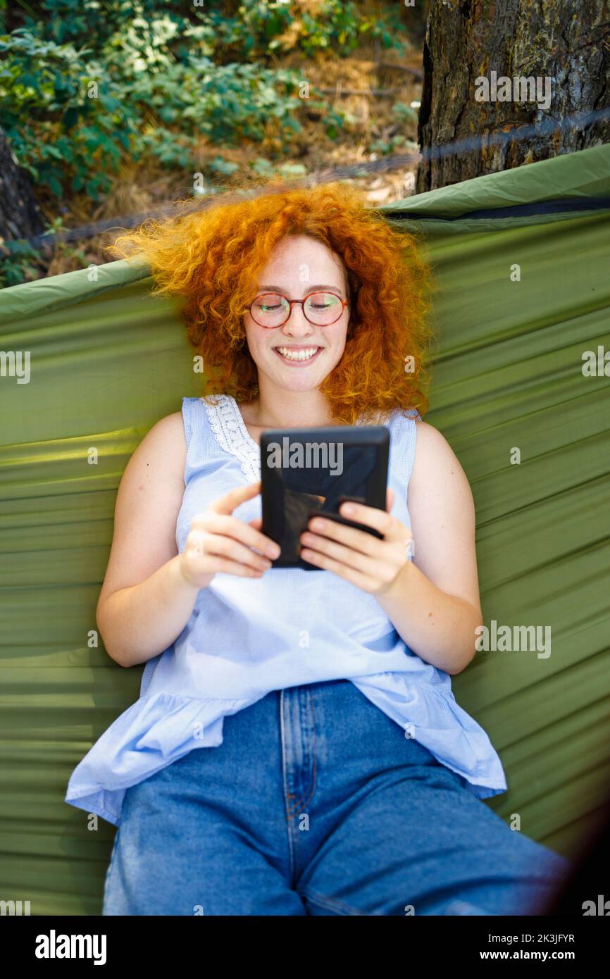 Cyber ordering hi-res stock photography and images - Alamy