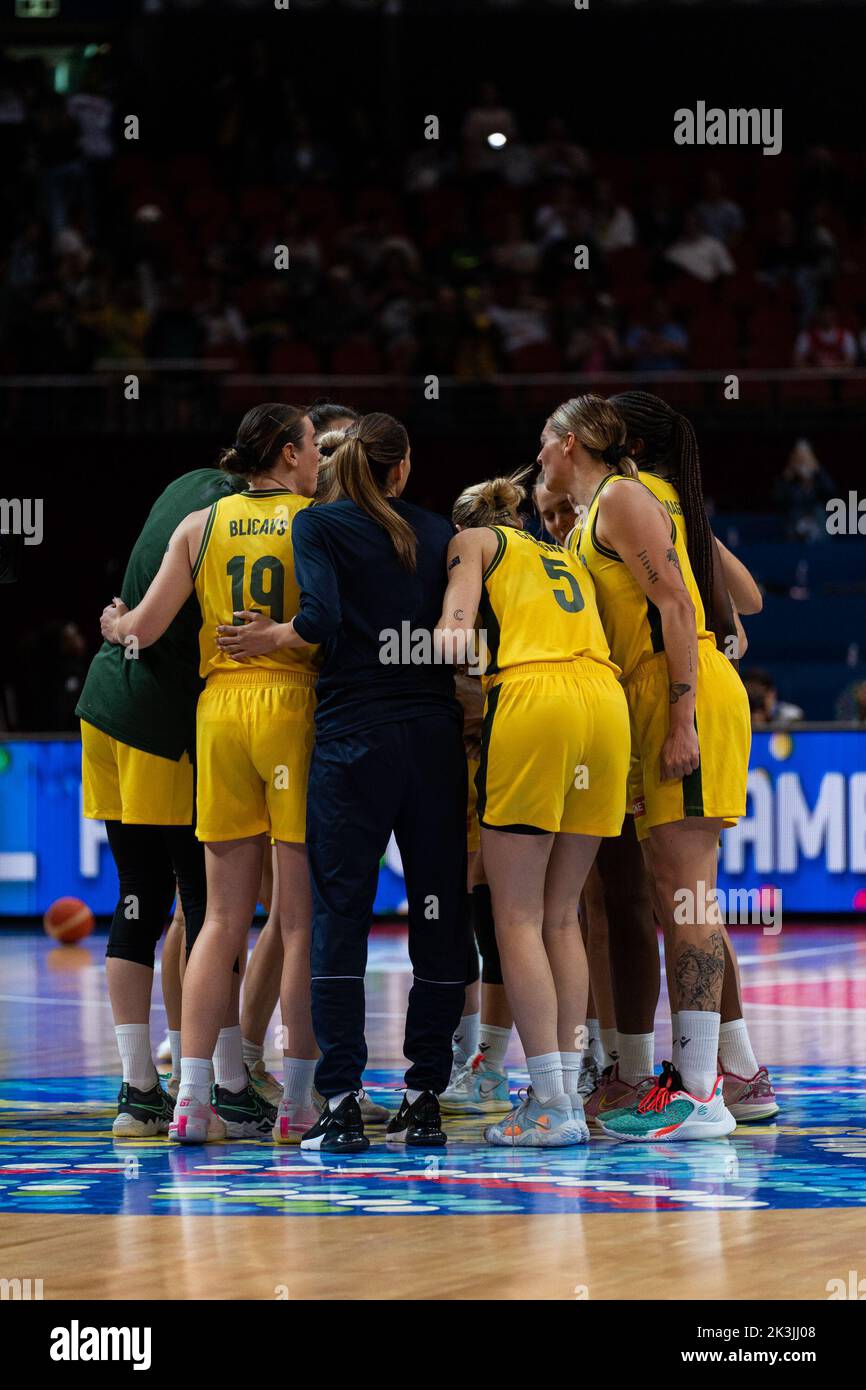 Australia v japan fiba world cup hi-res stock photography and images ...
