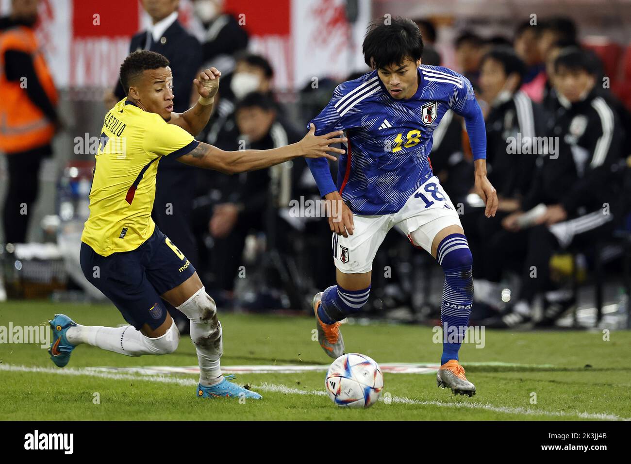 DUSSELDORF - (lr) Byron Castillo of Ecuador, Kaoru Mitoma of Japan ...