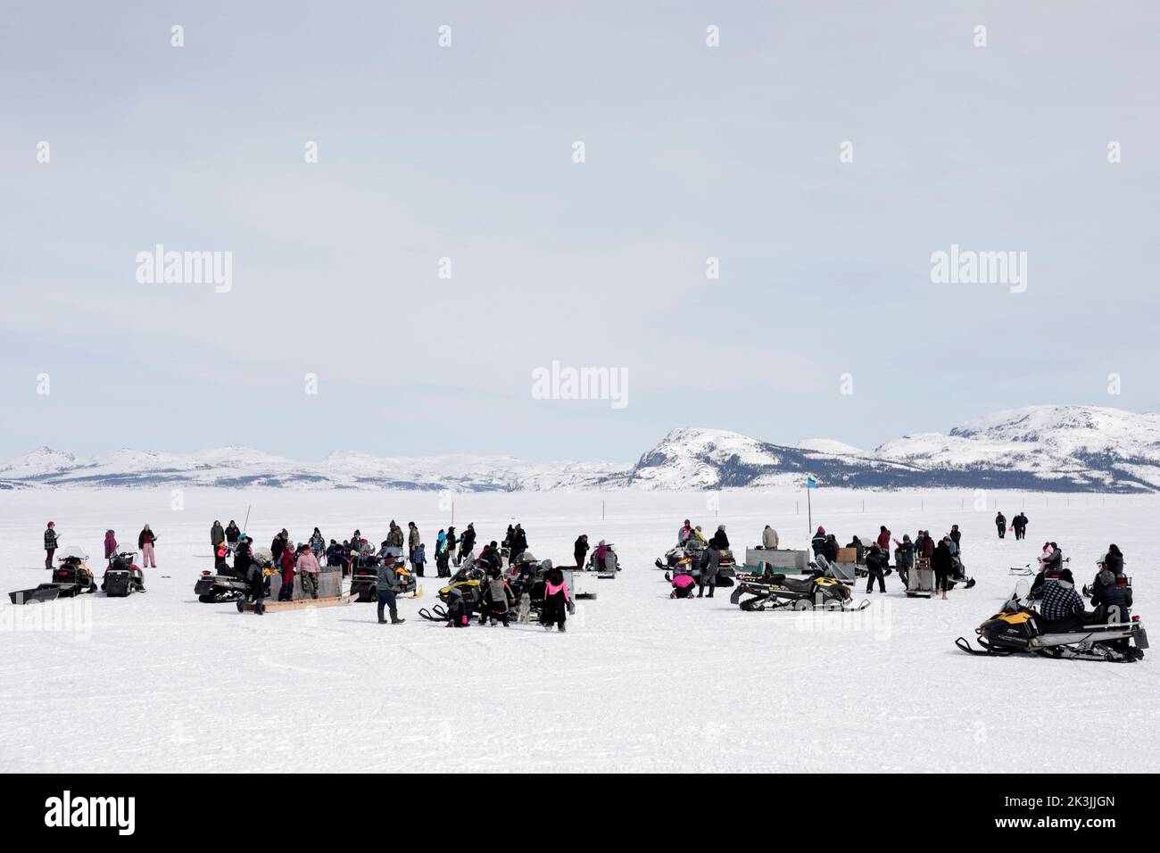 Inuit games hi-res stock photography and images - Alamy
