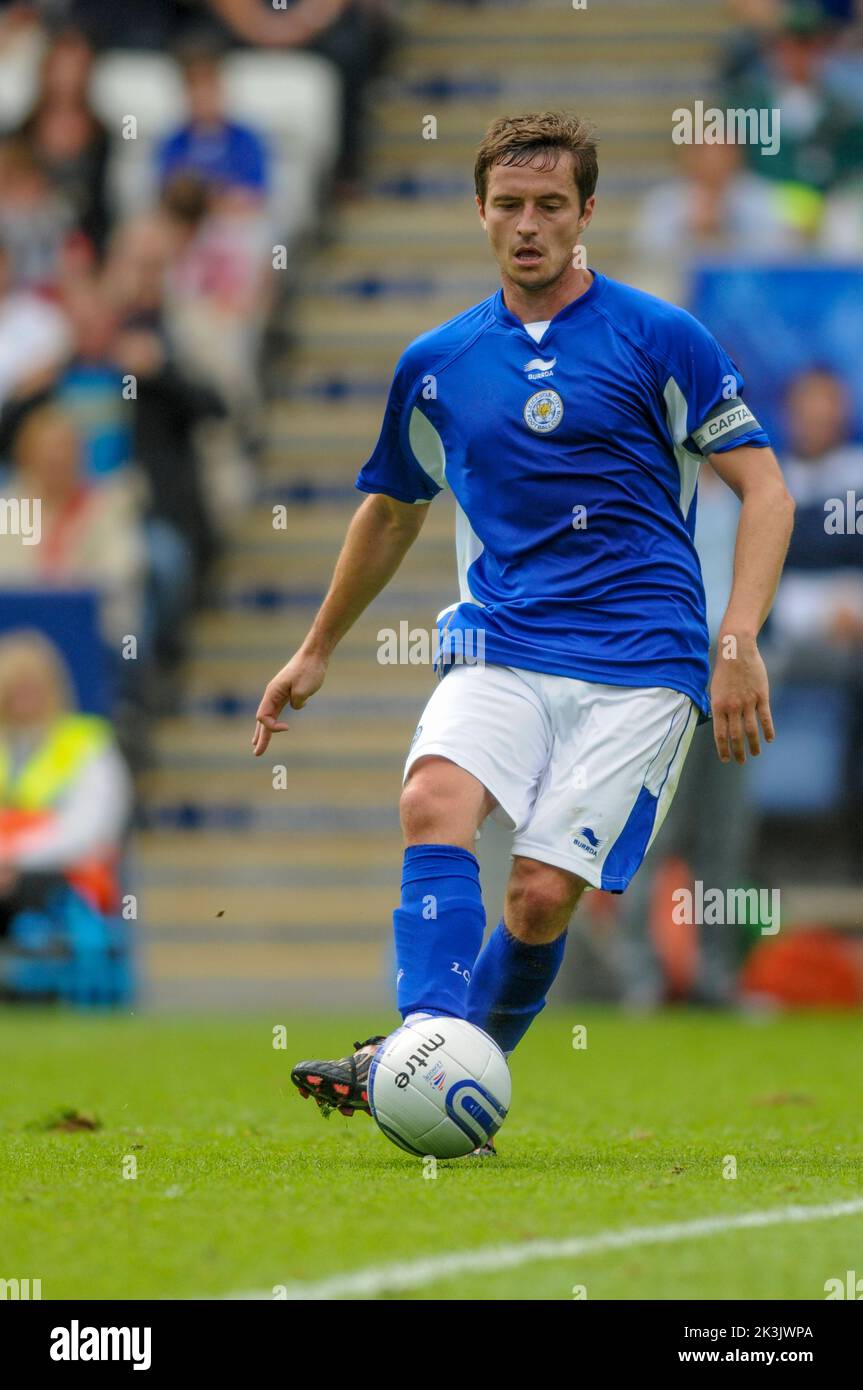 Matt oakley hi-res stock photography and images - Alamy