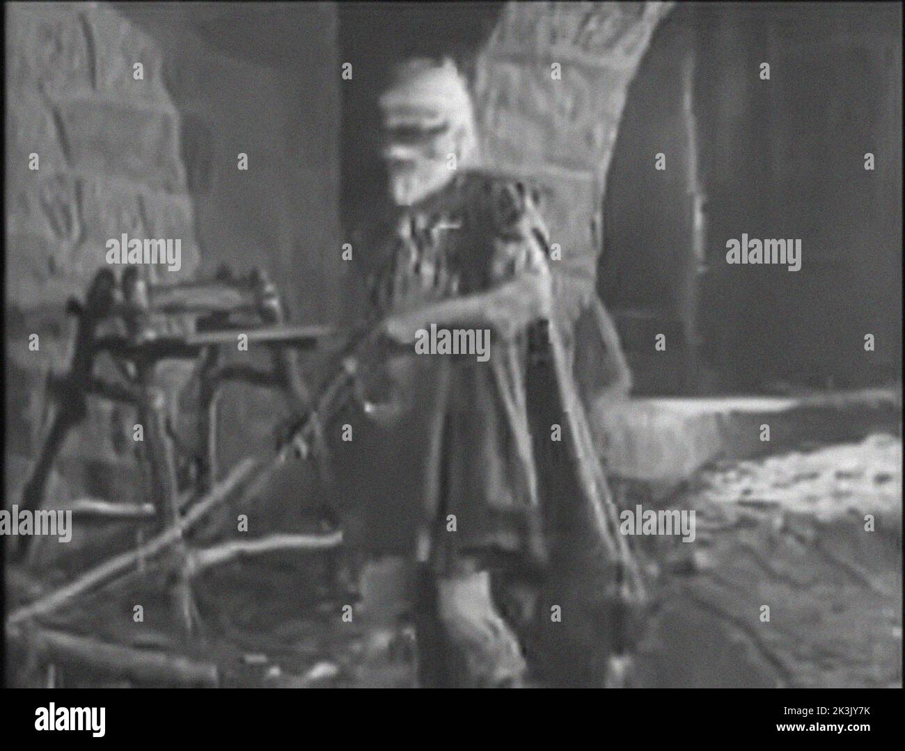 Hunchback of Notre Dame vintage still from 1923 movie Stock Photo - Alamy