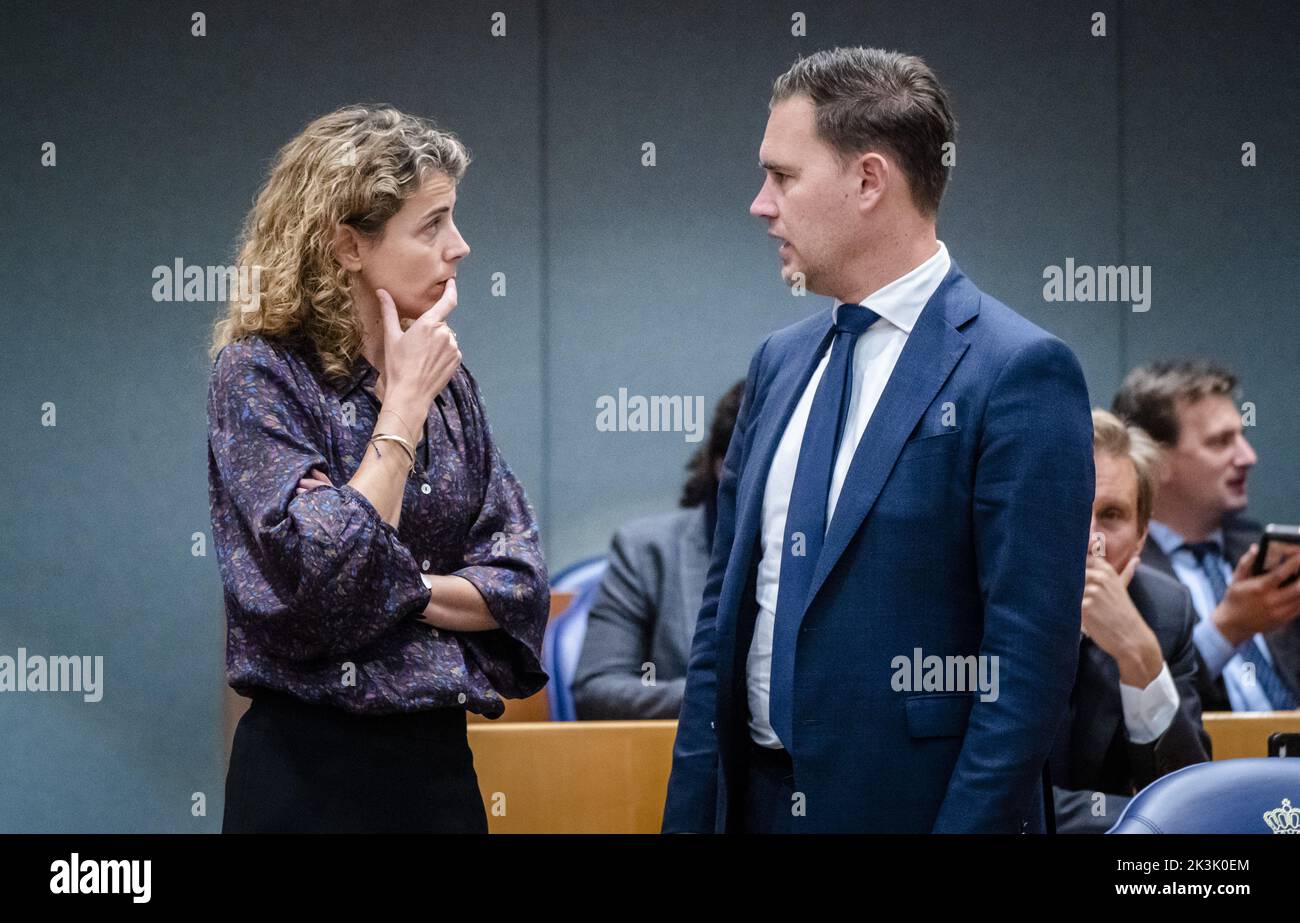 2022-09-27 15:12:44 THE HAGUE - Sophie Hermans (VVD) and Eelco Heinen ...