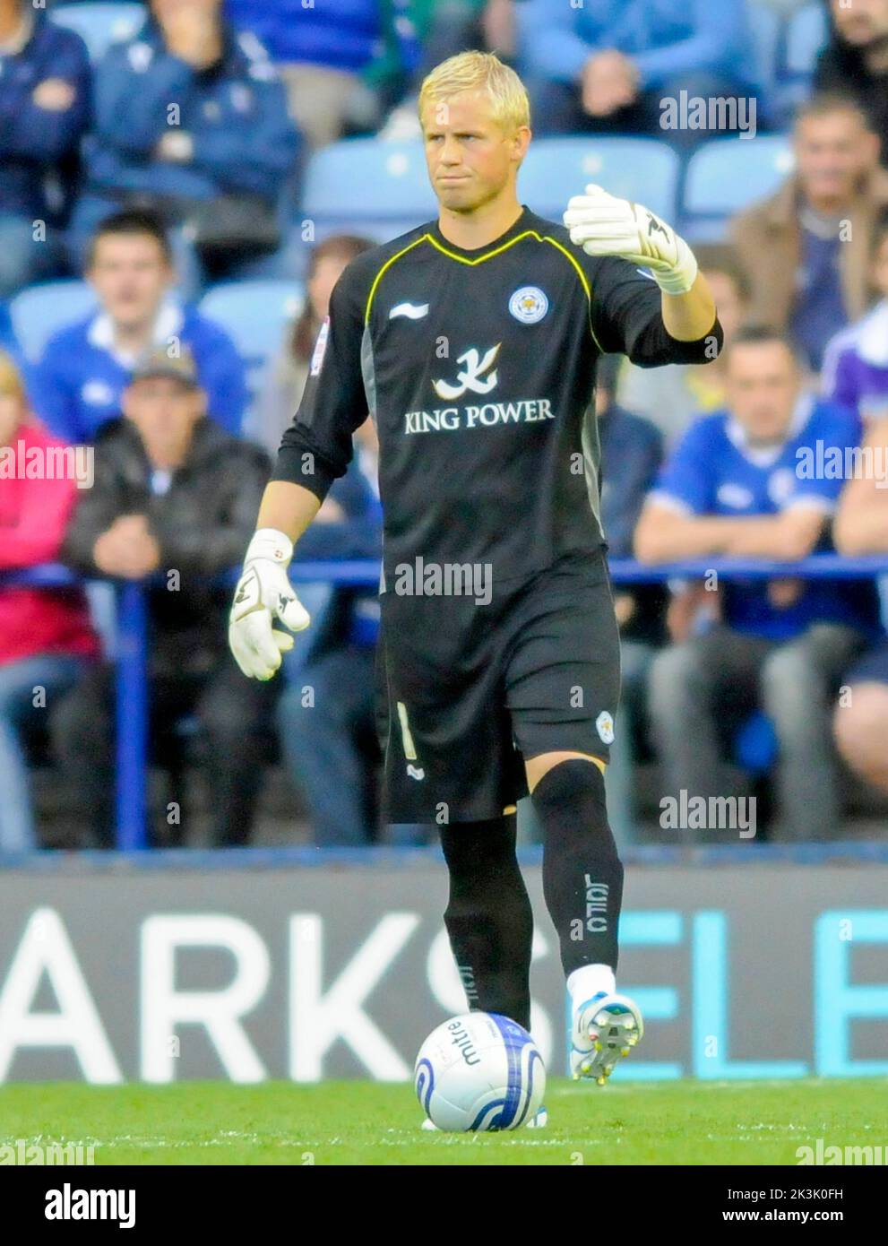 LEICESTER CITY GOALKEEPER KASPER SCHMEICHEL Stock Photo - Alamy
