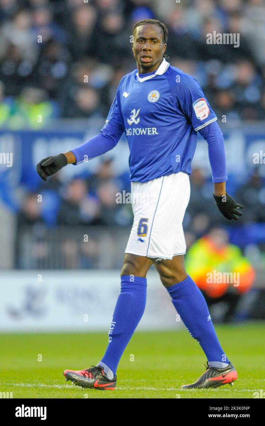 Sol bamba football hi-res stock photography and images - Alamy