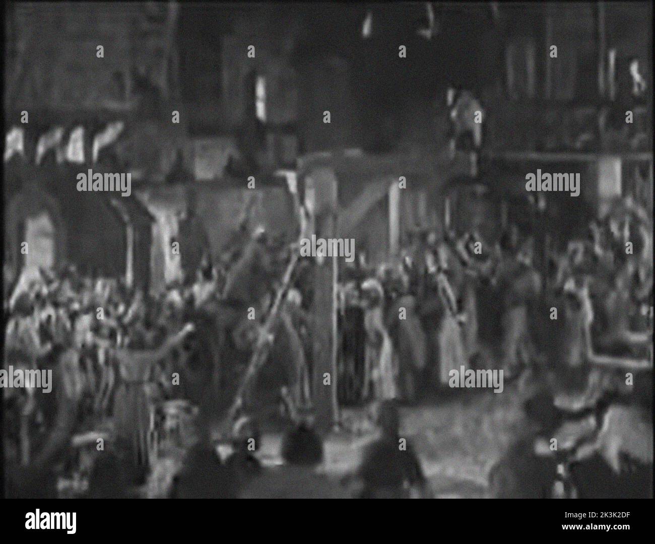 Hunchback of Notre Dame vintage still from 1923 movie Stock Photo - Alamy